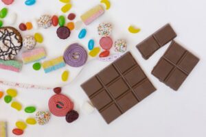 7 Must-Have Candy Making Gadgets For Beginner Enthusiasts | CandyTurf