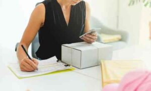 How to Package Candy For Shipping (Full Guide) | CandyTurf